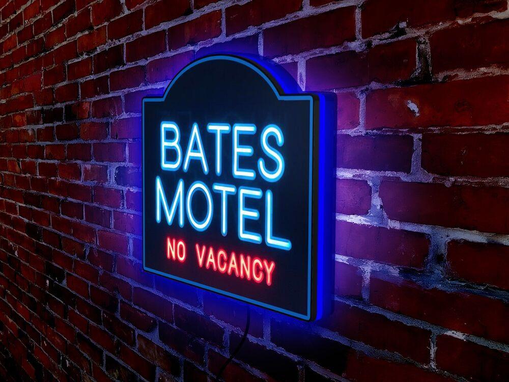 Bates Motel 3D Printed LED Lightbox Illuminate Your Space with Iconic ...